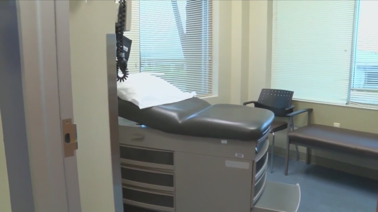 Illinois bill for medically-assisted death passes