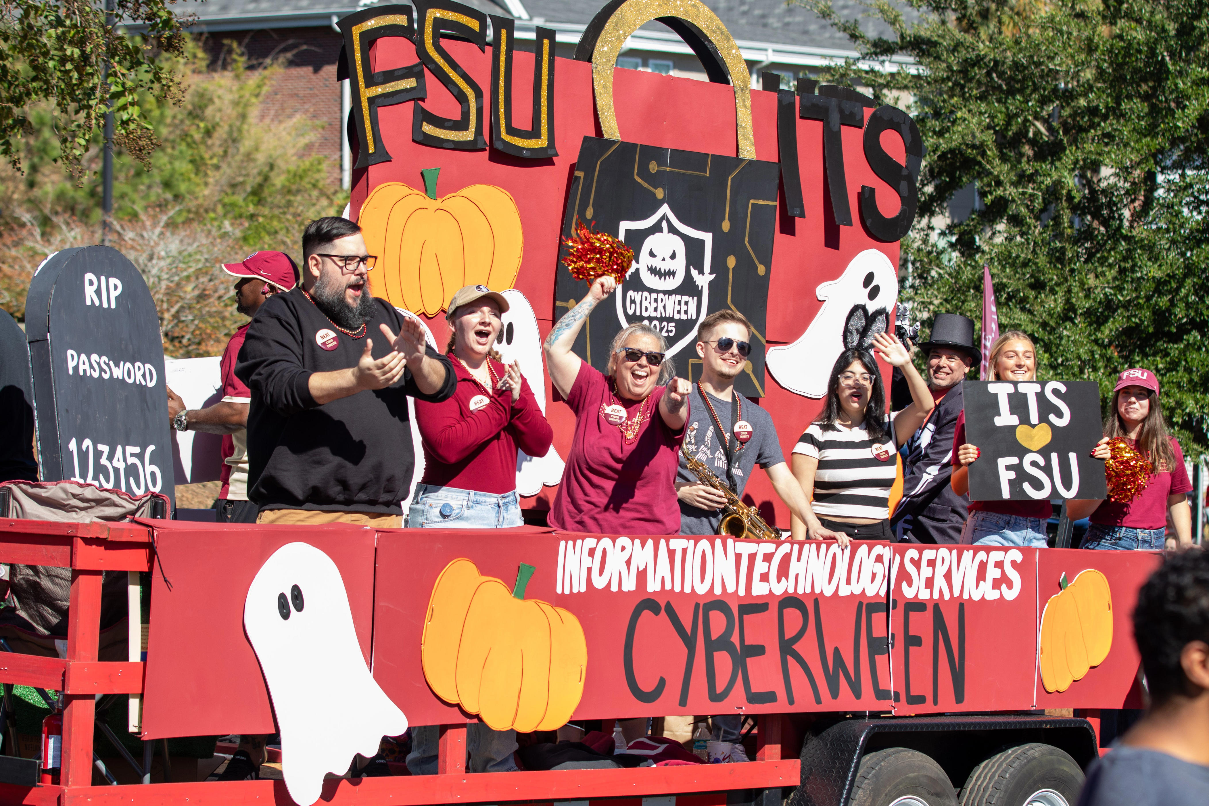 Florida State University homecoming parade electrifies garnet and gold ...