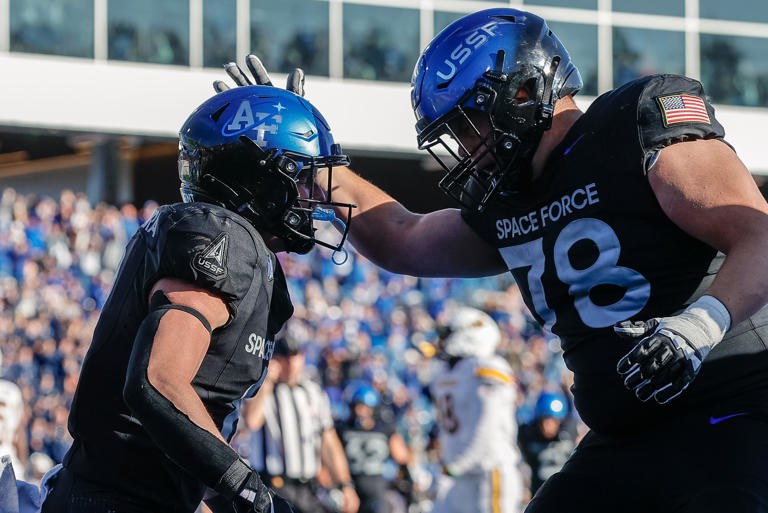 ESPN College GameDay selected the winners of the top Week 10 games in ...