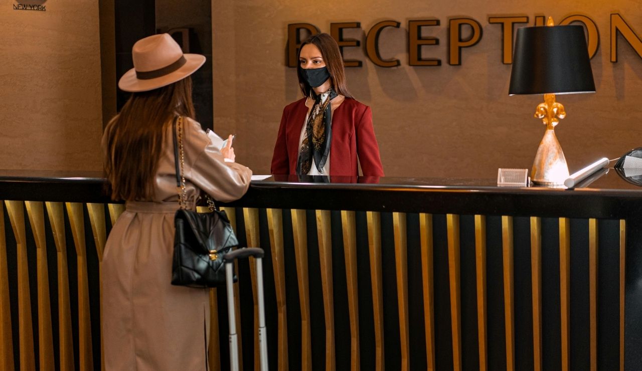 13 Hotel Perks Guests Often Forget to Ask For (But Absolutely Should)