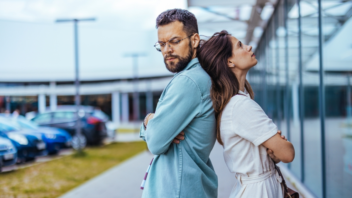 If You Notice These 12 Things, He Doesn’t Love You—He’s With You Out of ...