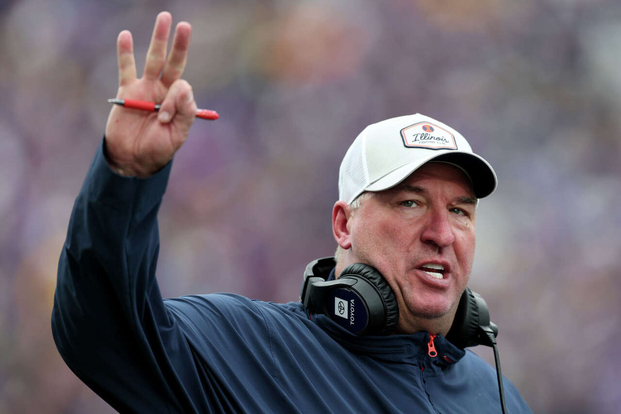 Illinois Fighting Illini football betting odds to win 2027 CFP National ...