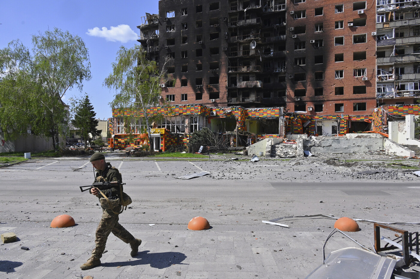 Ucraina, assedio russo a Pokrovsk. Mosca: “Soldati cominciano ad ...