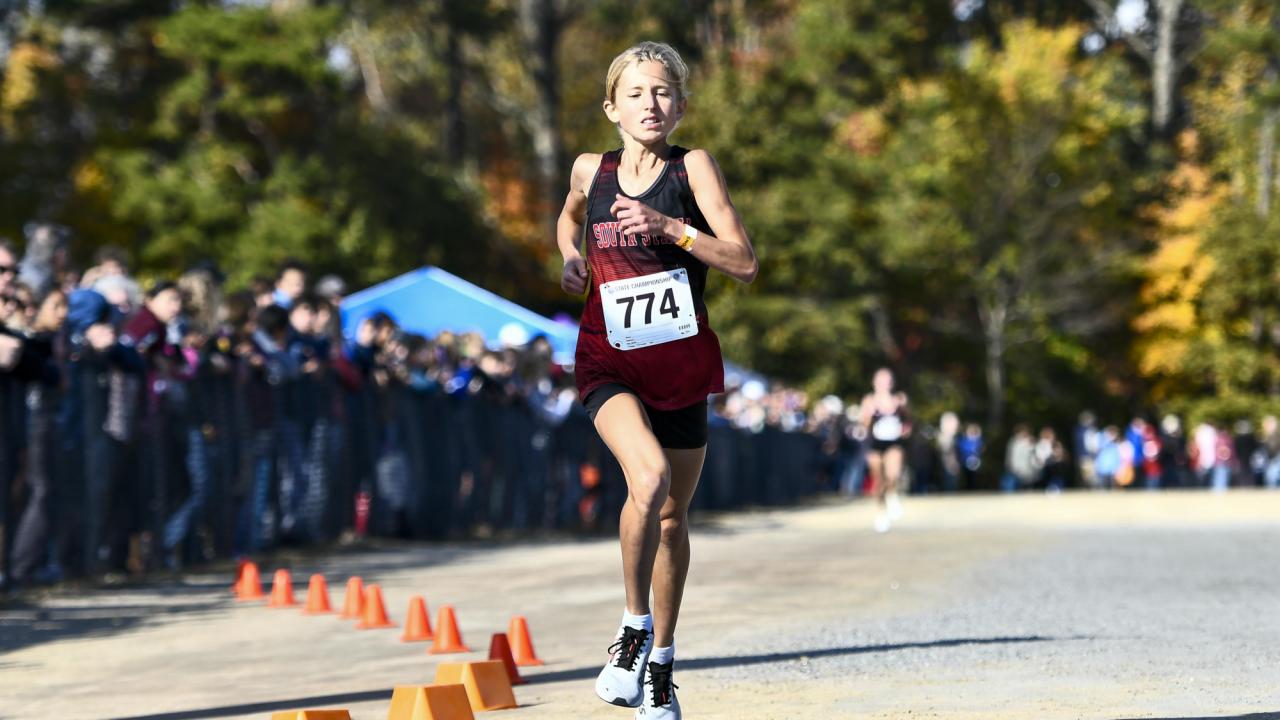 South Stanly's Baker wins NCHSAA 2A girls cross country championship ...