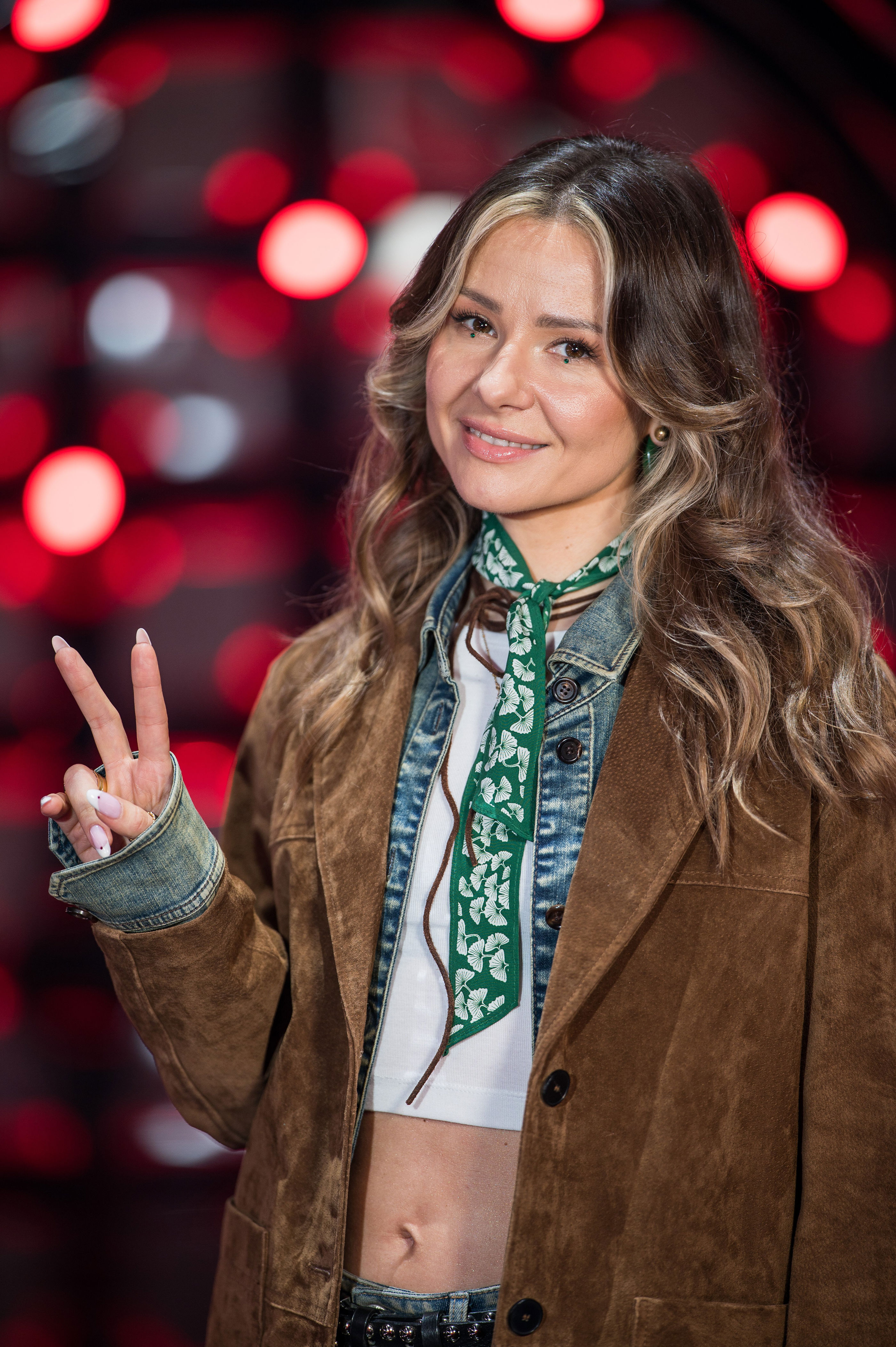 W "The Voice of Poland" uratowała ją Ania Karwan, teraz walczy o finał ...