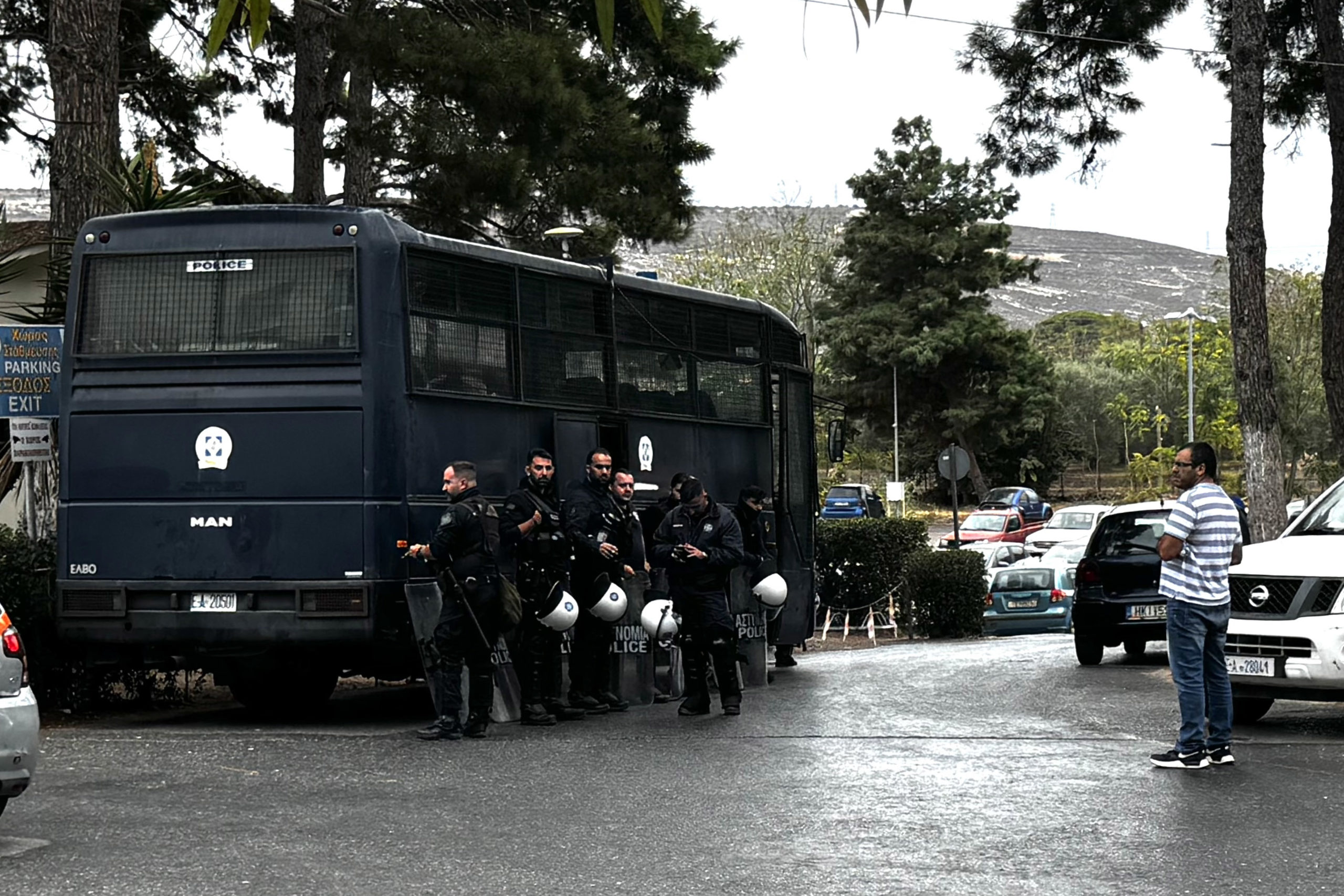Μακελειό στα Βορίζια: Σε σπηλιές και μνήματα ψάχνουν τα όπλα της ...