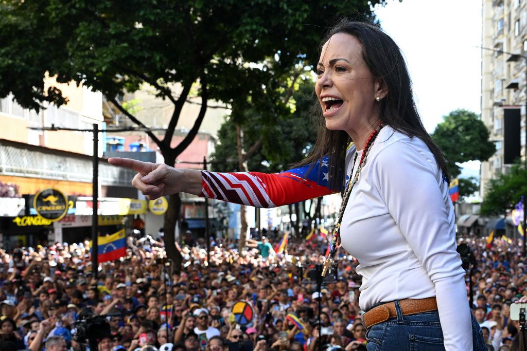 Former Chevron executive reportedly warned CIA that forceful regime ...