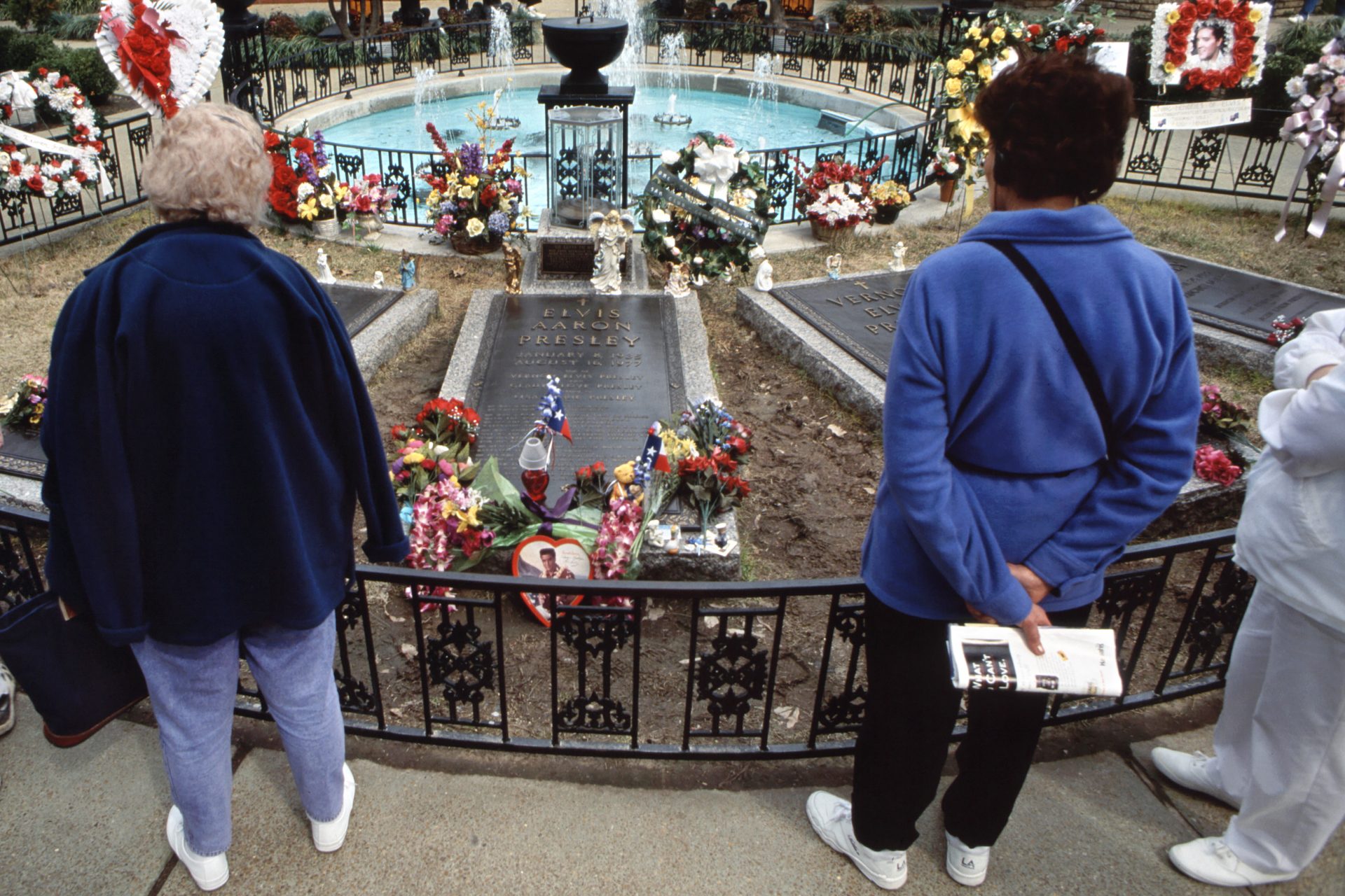 Day of the Dead: The most visited graves and tombs in the world