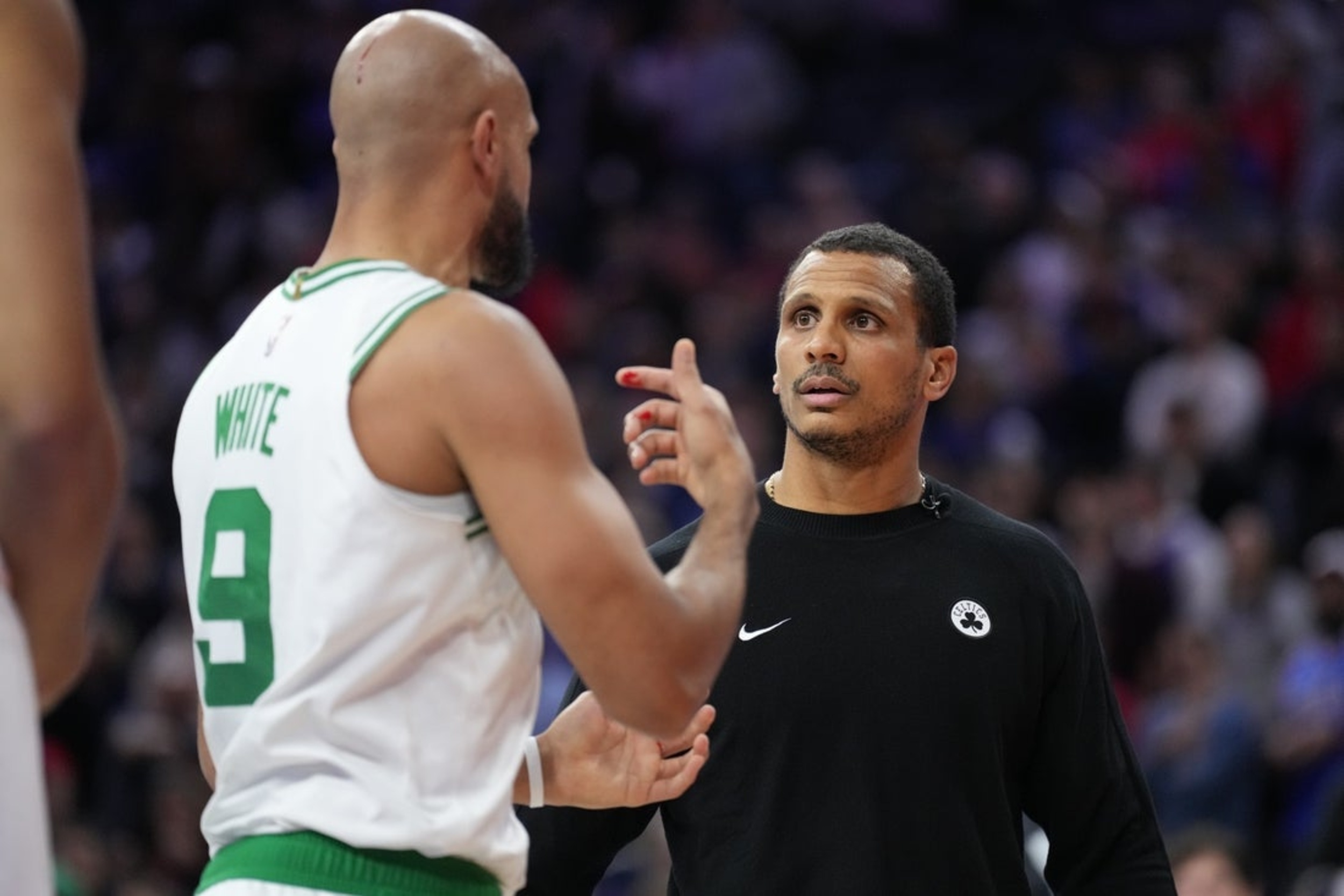 Celtics' set to pit 3-point attack vs. Rockets' inside power