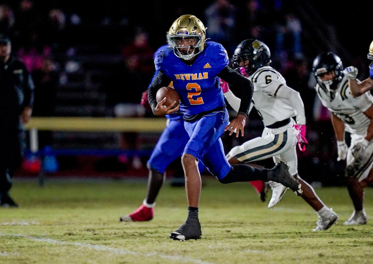 Jyron Hughley's huge night not enough for Cardinal Newman football vs ...