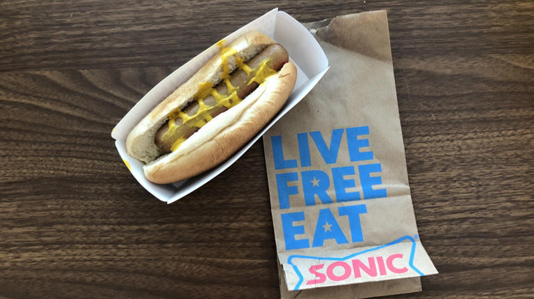 10 Fast Food Hot Dogs, Ranked Worst To Best