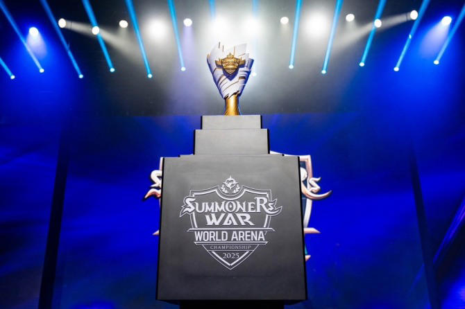 컴투스 'SWC2025'파리 월드 파이널, 뜨거운 열기 속 개막