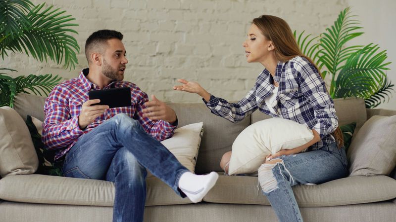 11 Signs Your Relationship Is More About Power Than Love