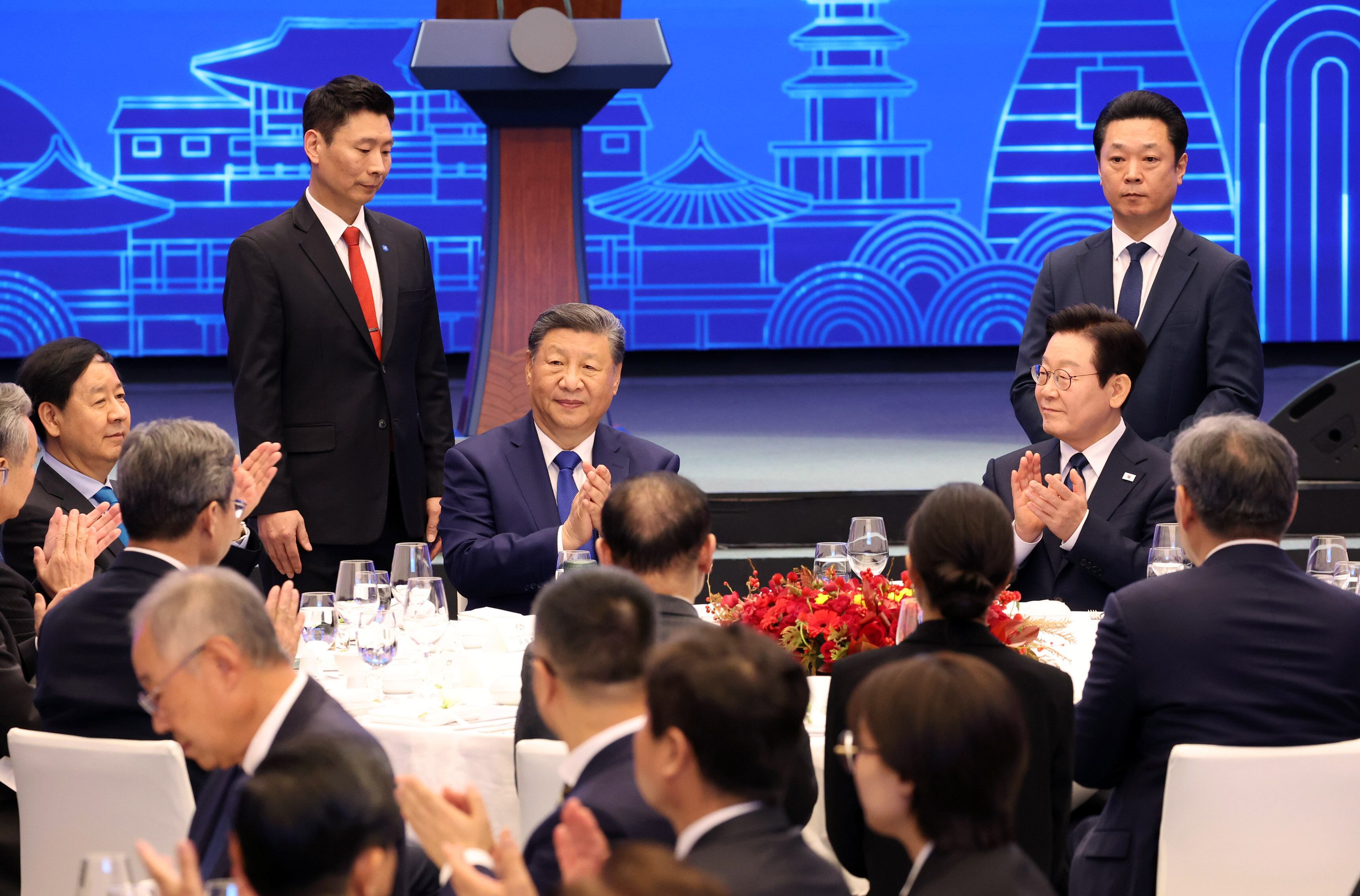 Lee, Xi Agree U.S.-North Korea Dialogue Most Important for Peace