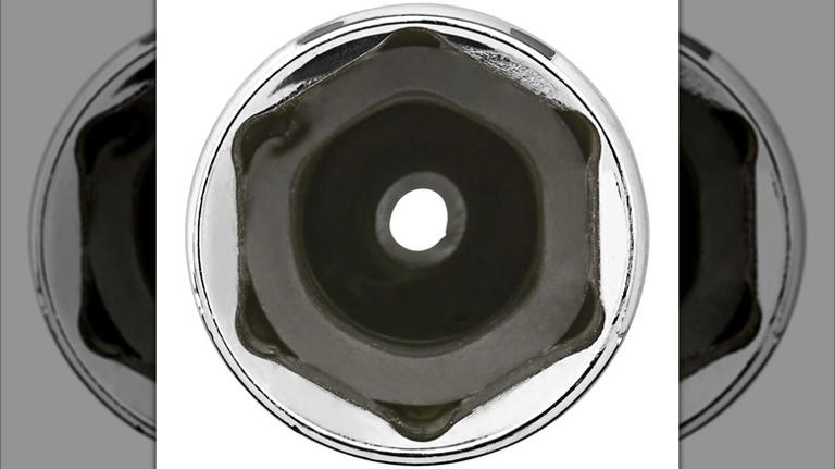 Here's What Makes Spark Plug Sockets Different From Standard Deep Sockets