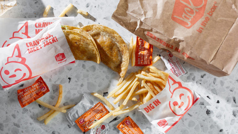 What's Really Inside Jack In The Box Tacos