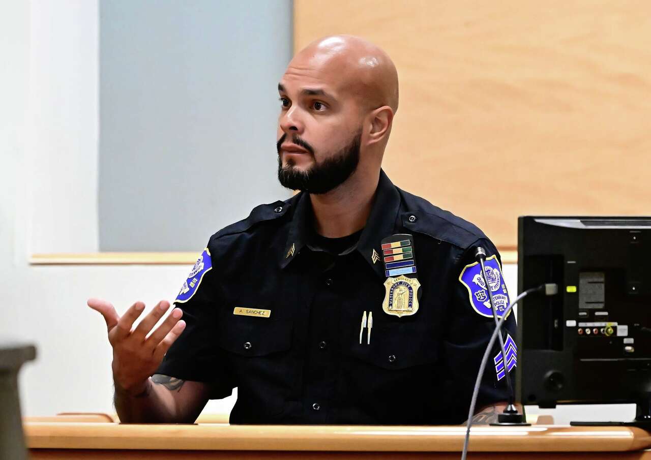 Waterbury police suspend cop for 15 days for social media post ...