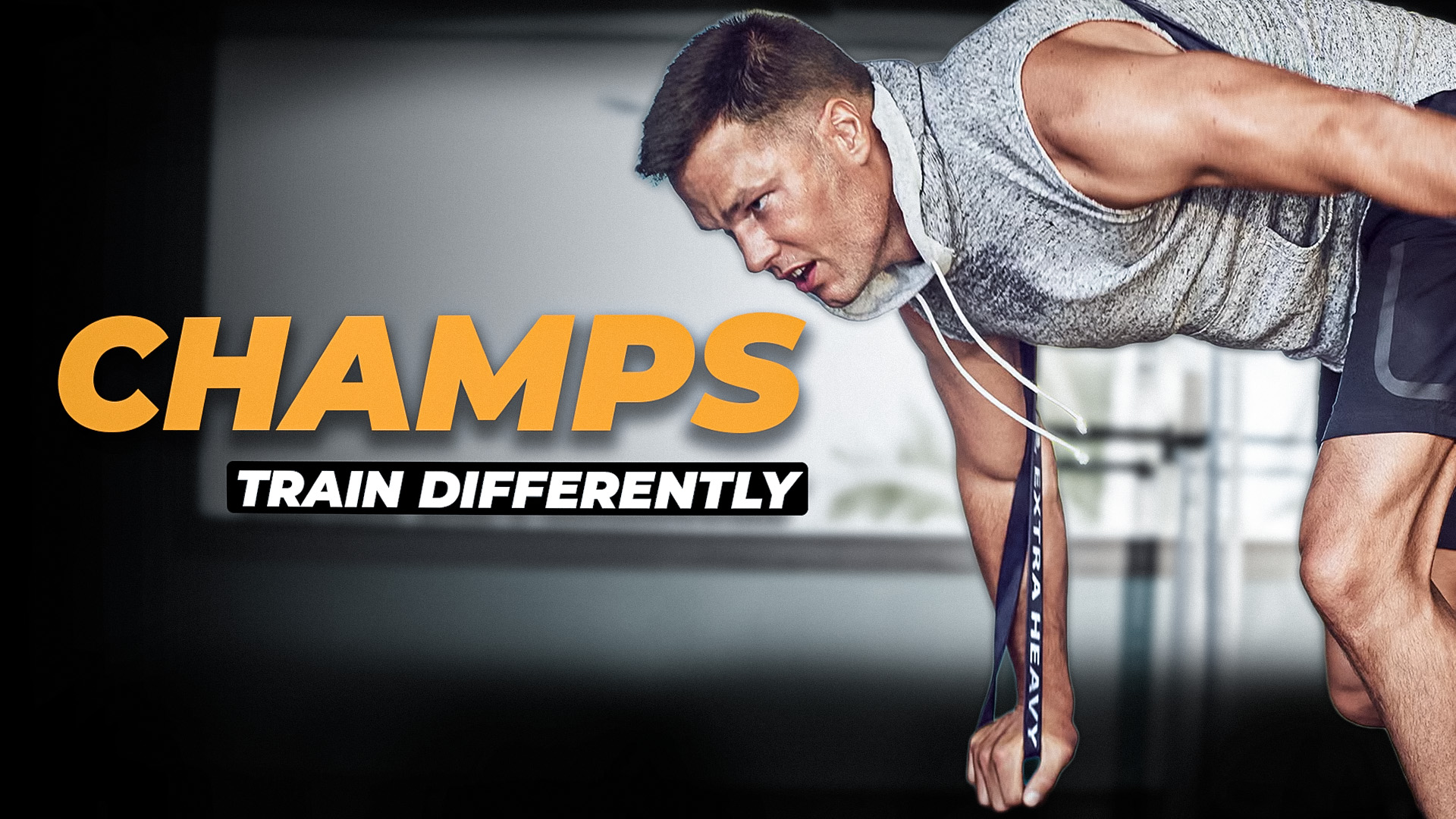How Tom Brady Prepares For His Broadcast Week With Swim and Dumbbell ...