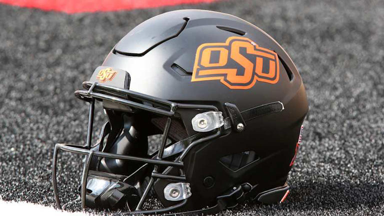 OK State on SI's Score Predictions for Oklahoma State at Kansas