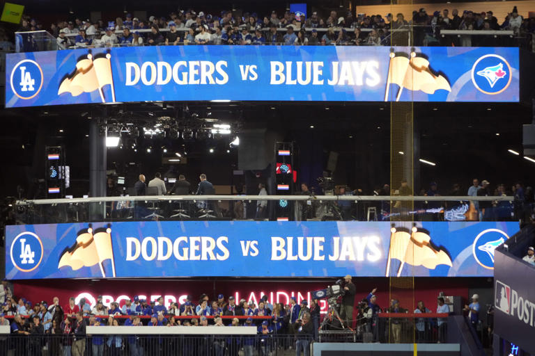 Dodgers-Blue Jays Game 7 live stream: Watch World Series online