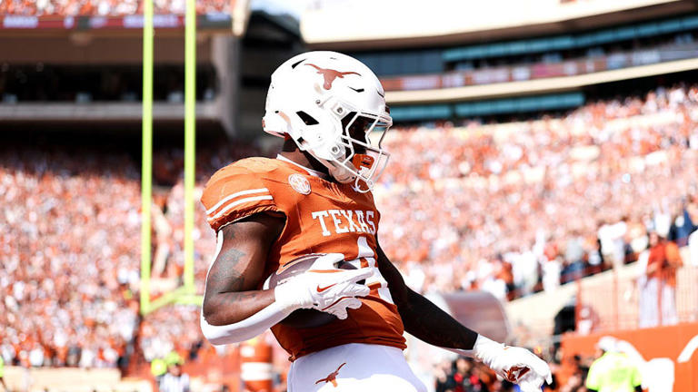 Longhorns stave off late comeback attempt from Vanderbilt for 4th win ...