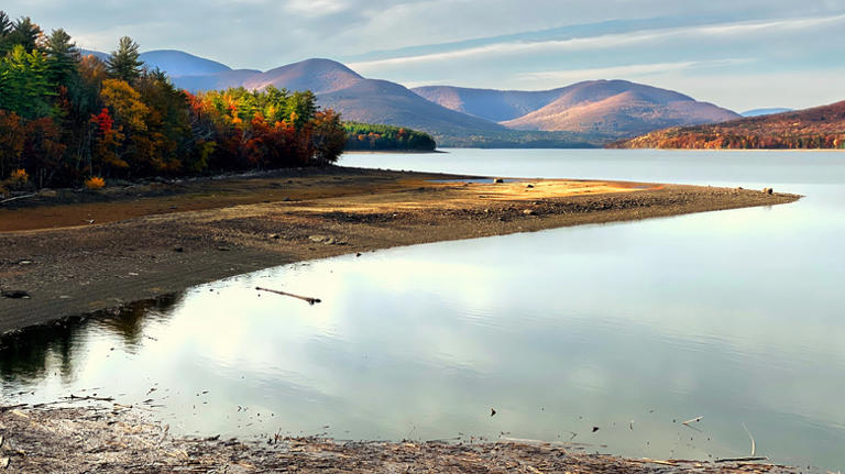 New York's 'Heart Of The High Peaks Region' Is A Hamlet With Rustic ...