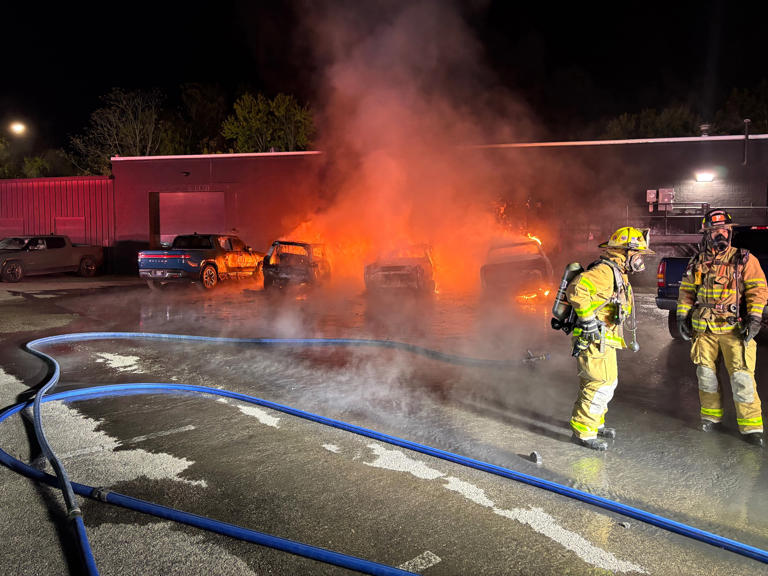Firefighter injured while fighting early morning fire at Franklin car ...