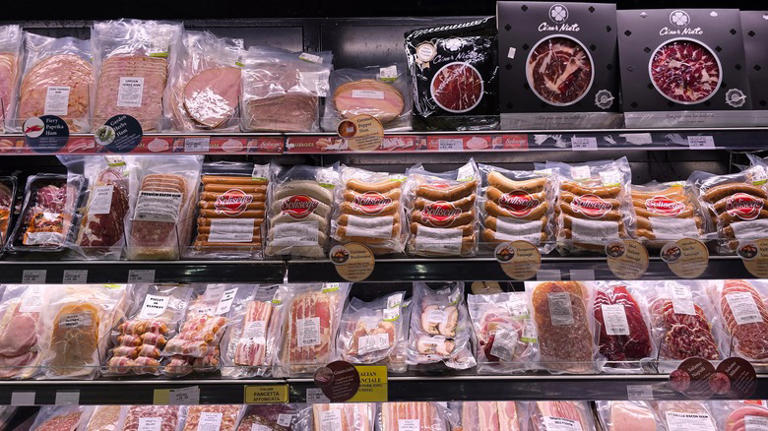 If You Notice This At Your Local Deli, Turn Around And Go Somewhere Else
