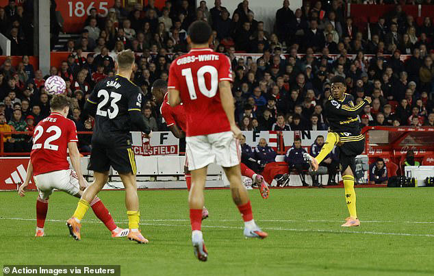 Furious Sean Dyche calls for major VAR change after Man United draw ...