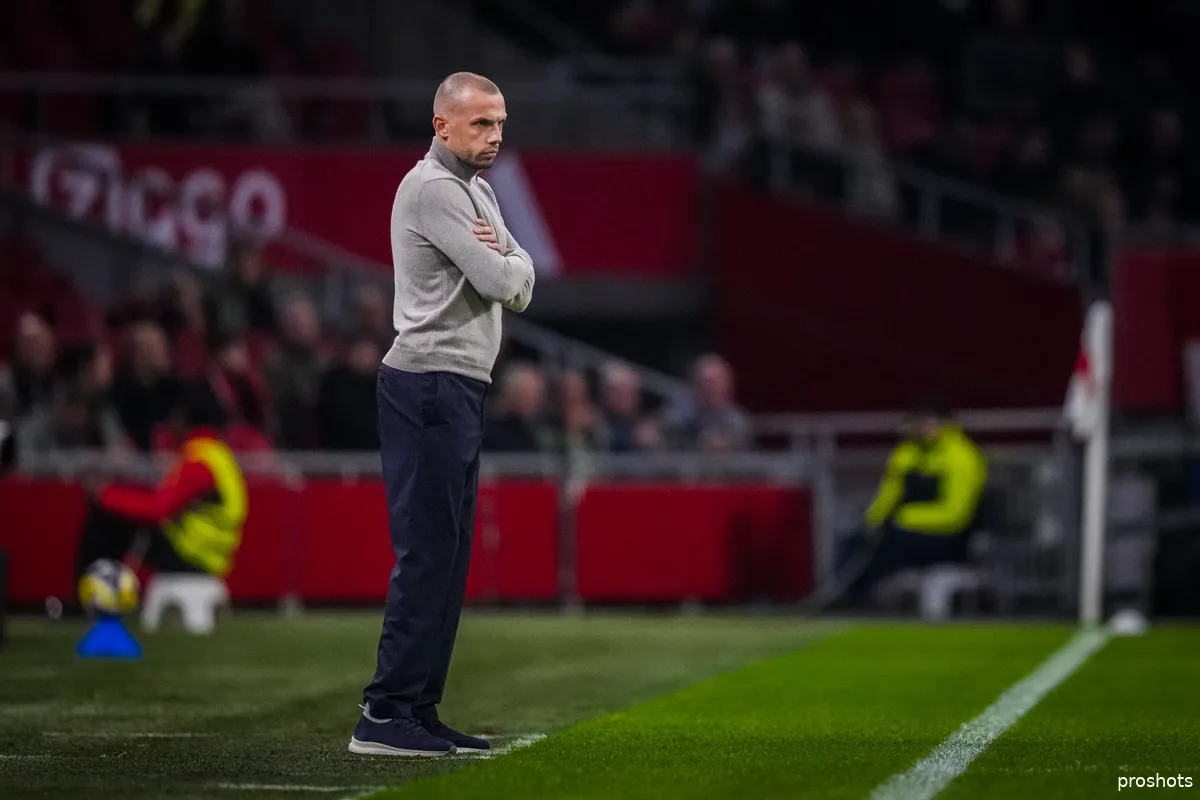 Heitinga baalt van persoonlijke fout Pasveer: 'Zuur dat het precies in ...