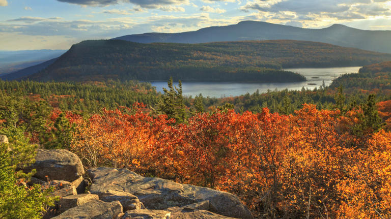 New York's 'Heart Of The High Peaks Region' Is A Hamlet With Rustic ...