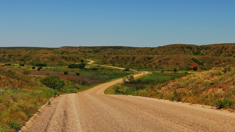 Situated Between Oklahoma City And Amarillo Is A Gorgeous Texas City ...