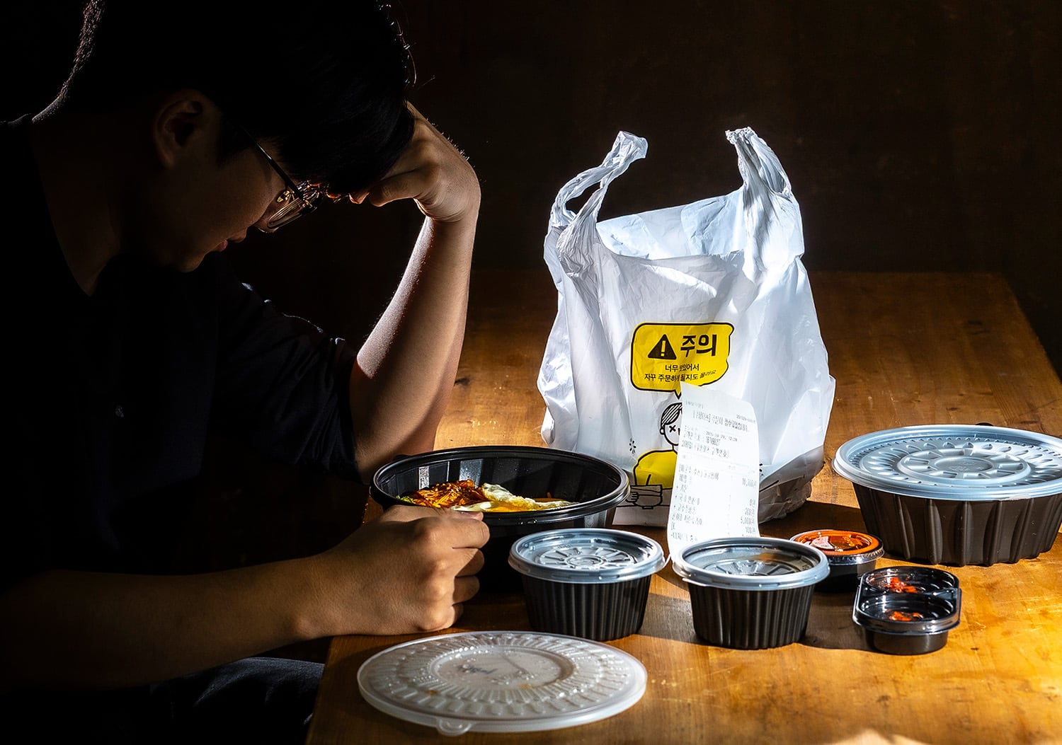 Sad Delivery Food Syndrome: Joy Vanishes Upon Delivery