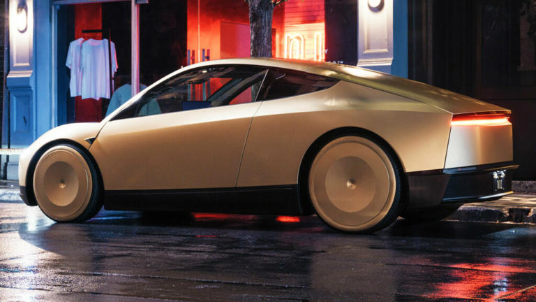 Court slaps Elon Musk with one-dollar fine after awarding $140 billion ...