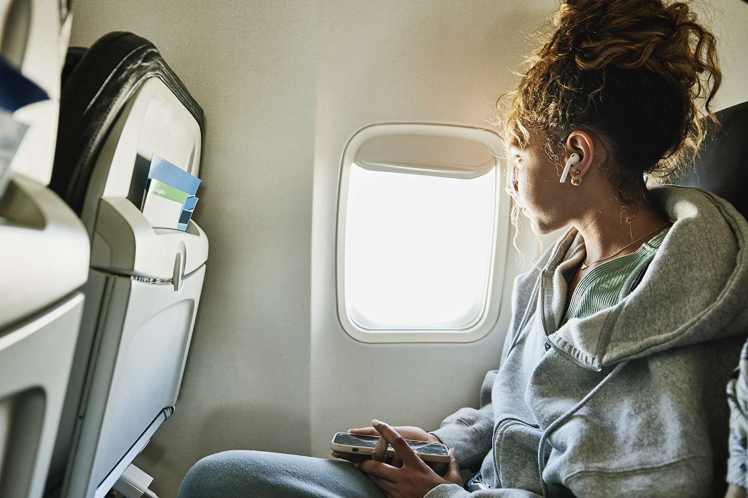 This Is 1 of the Most Important Items You Should Bring on a Flight ...