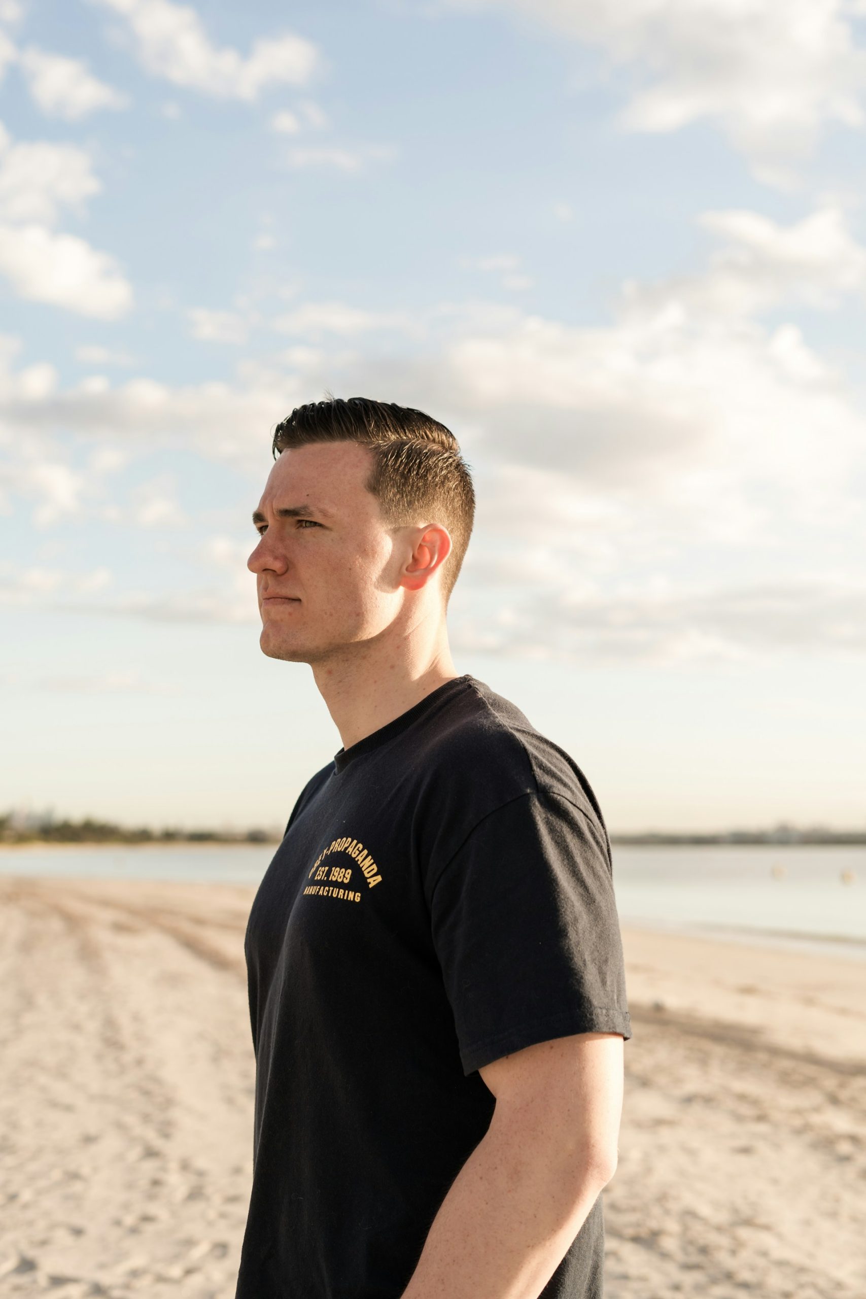 7 Things Successful Men Prioritize & 7 Things They Never Chase