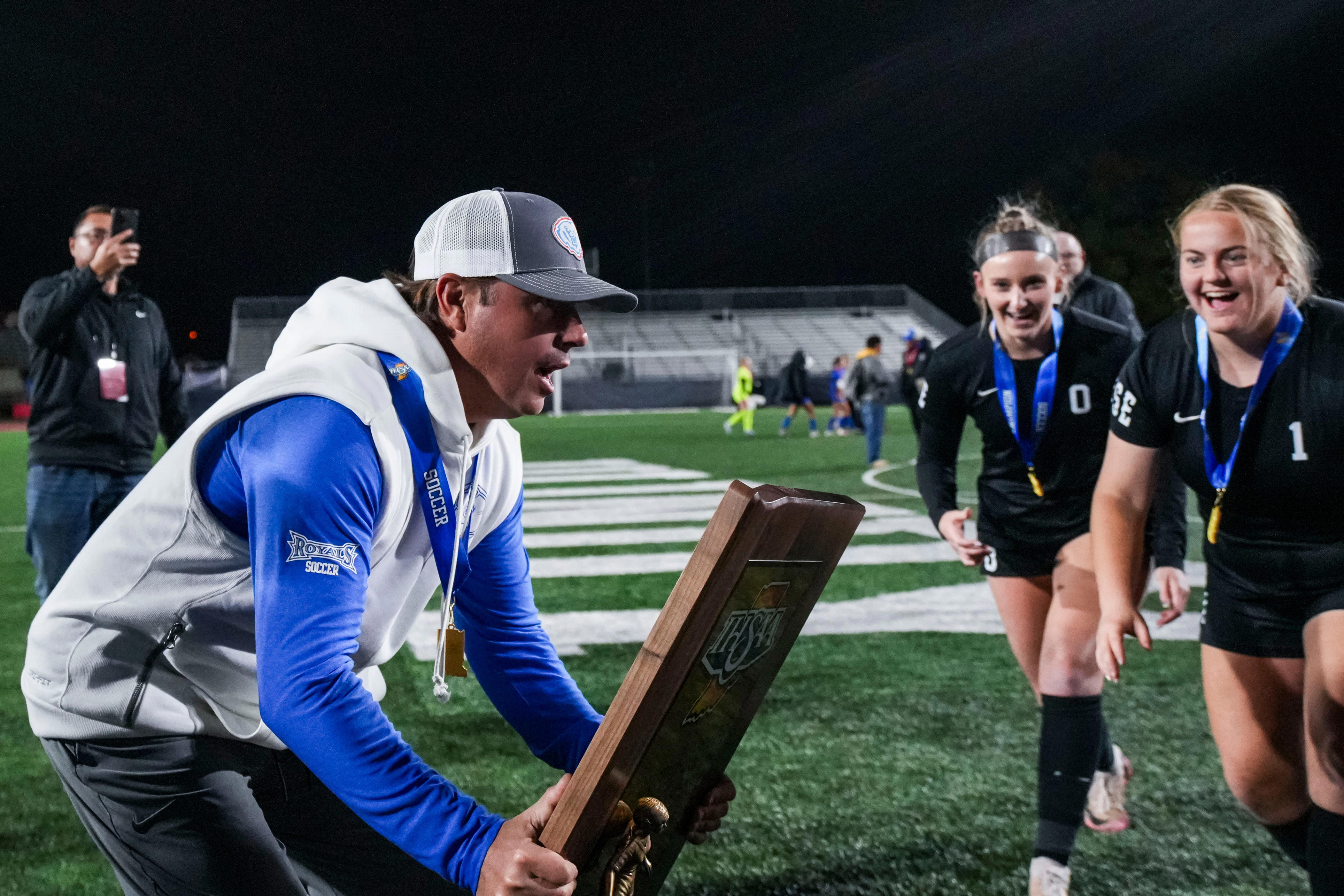 HSE coach Greg Davidson’s late father guided him to state title