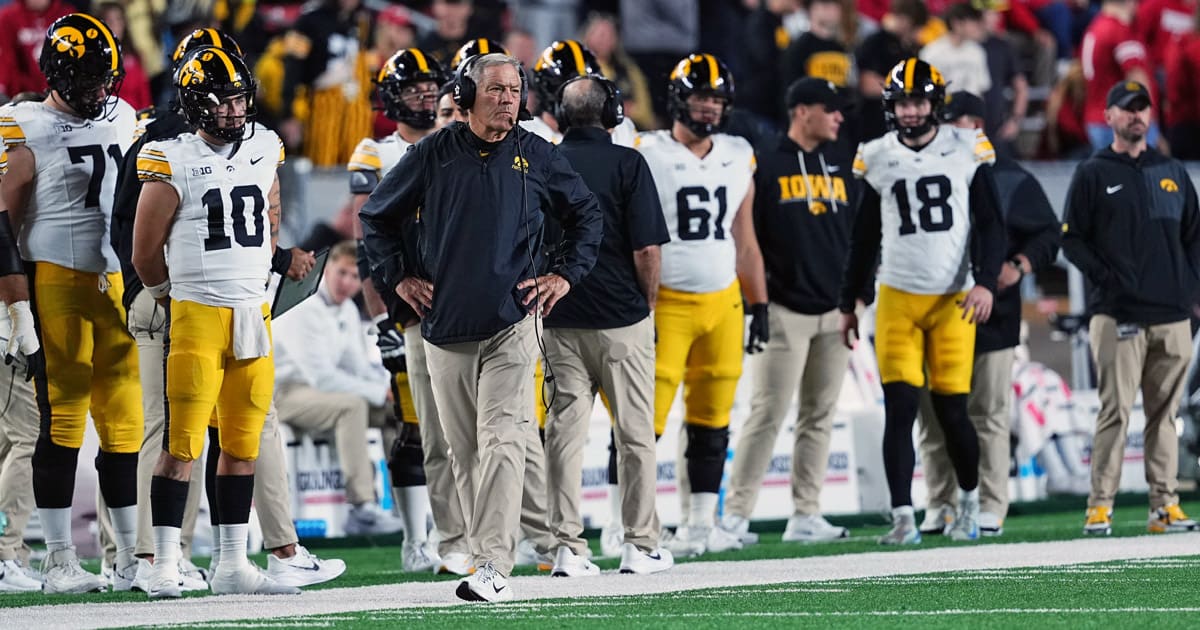 Oregon at Iowa kickoff time set