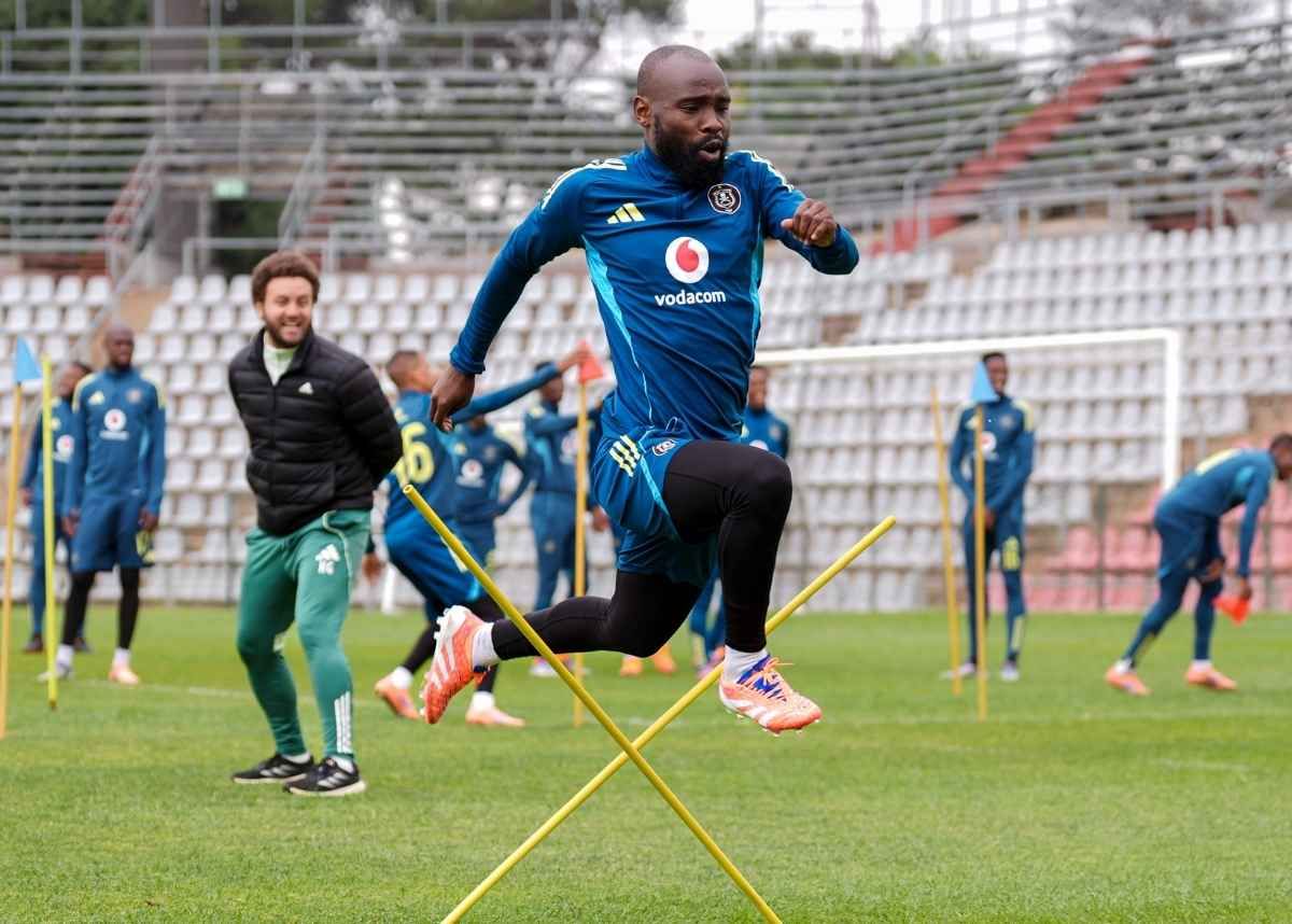 Spotted: Forgotten Orlando Pirates midfield star