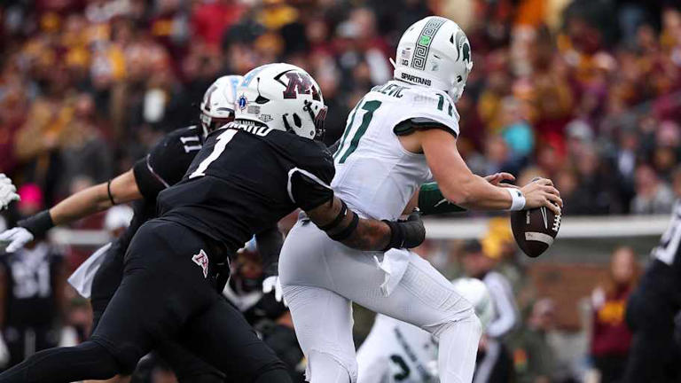 Michigan State Sees Game Slip Away at Minnesota in OT, 23-20