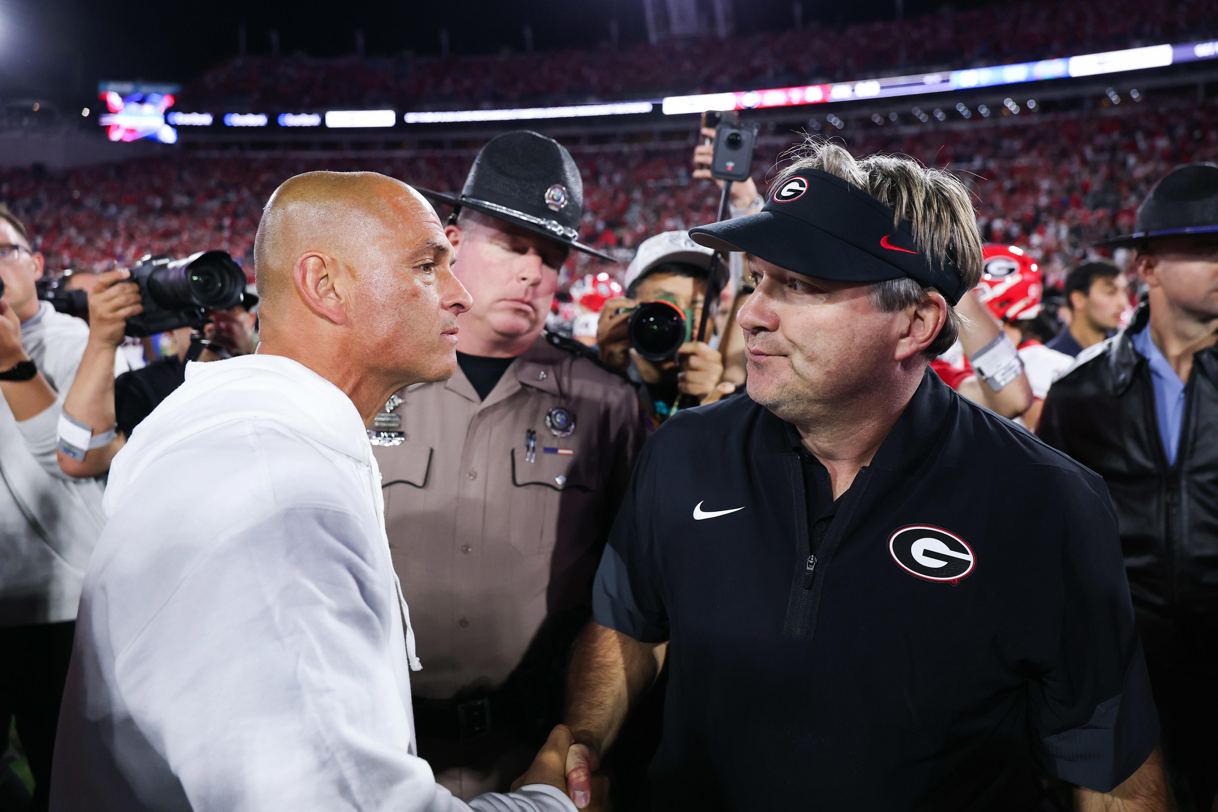 Florida drops in Week 10 USA TODAY Sports rerank despite competing with ...