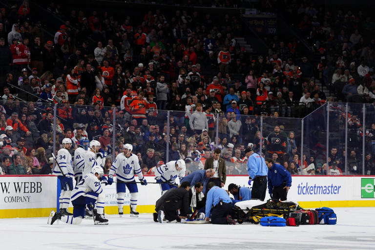 Chris Tanev hospitalized after collision in Maple Leafs' win