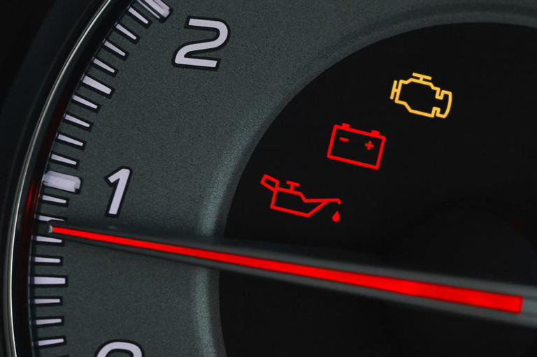 Drivers told to never ignore these two car warning lights