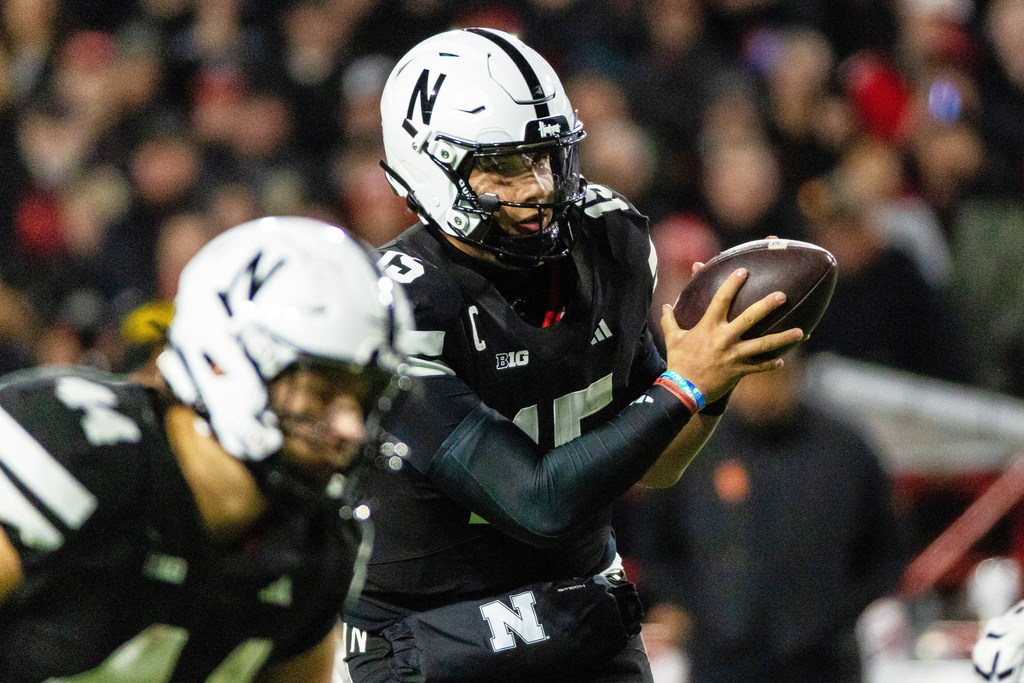 Nebraska QB Raiola leaves with ankle injury against No. 23 USC, status ...