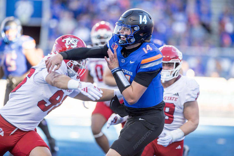 Madsen to be out ‘awhile.' Boise State's offense sputtered without him