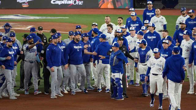 Blue Jays lose heartbreaker to Dodgers in Game 7 of World Series