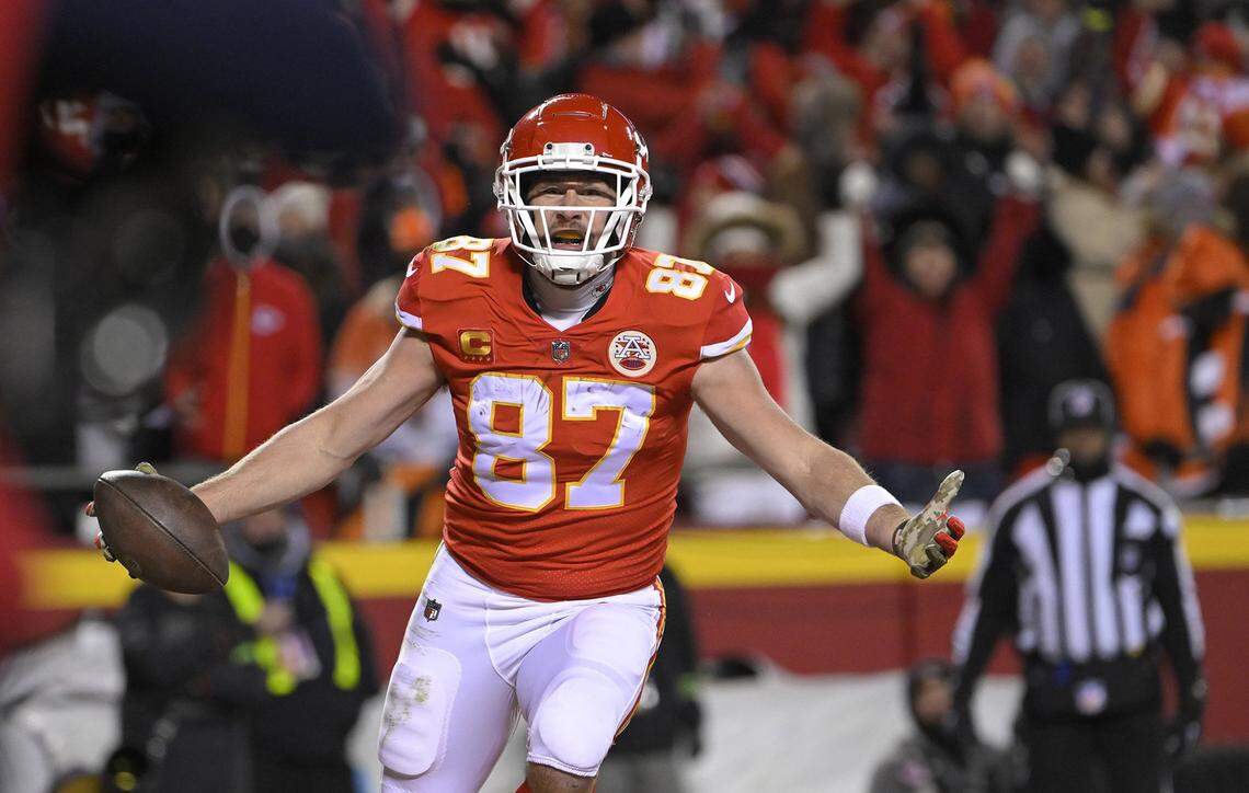 Travis Kelce outlines what it would take for him to return to Chiefs ...