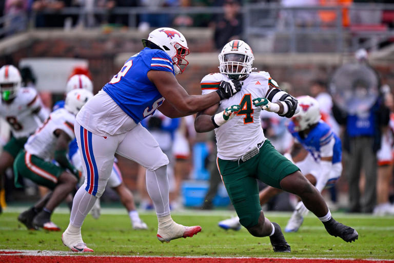 Miami football vs SMU highlights. Hurricanes fall after Carson Beck ...