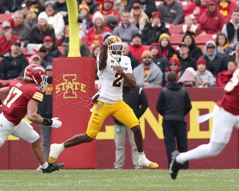 Arizona State football upsets Iowa State with record Jeff Sims ...