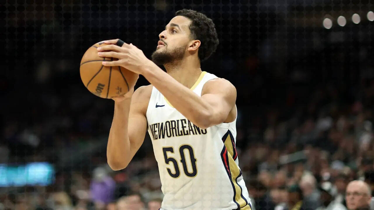 Indiana Pacers Ink Jeremiah Robinson-Earl to 10-Day Deal — Short-Term ...